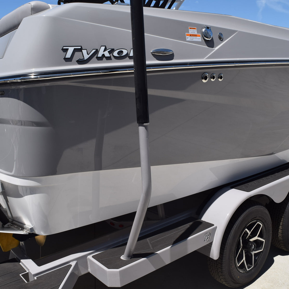 2025 Moomba Tykon New Wakesurf Wakeboard Boat Bakersfield CA – Galey's ...