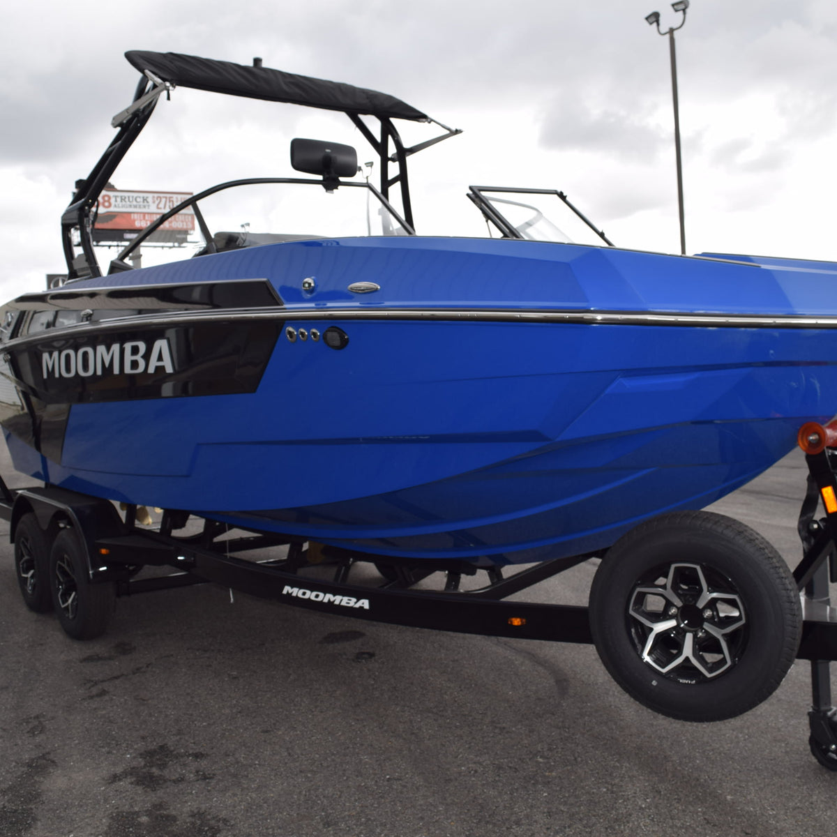 2025 Moomba Max New Wakeboard Wakesurf Boat Bakersfield CA – Galey's Marine